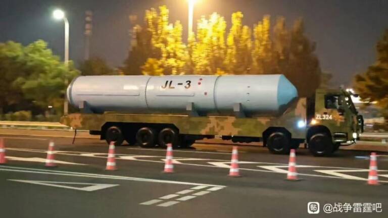 DF-61: la Cina svela il suo nuovo missile balistico intercontinentale, successore del DF-41